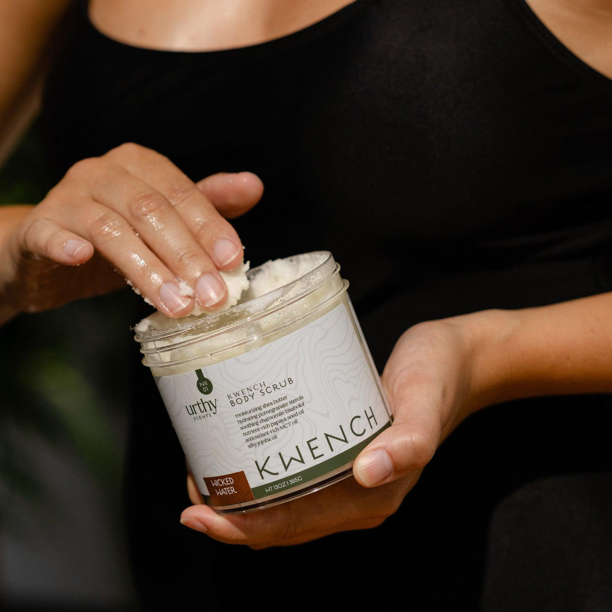 KWENCH Body Sugar Scrub – Urthy Scents
